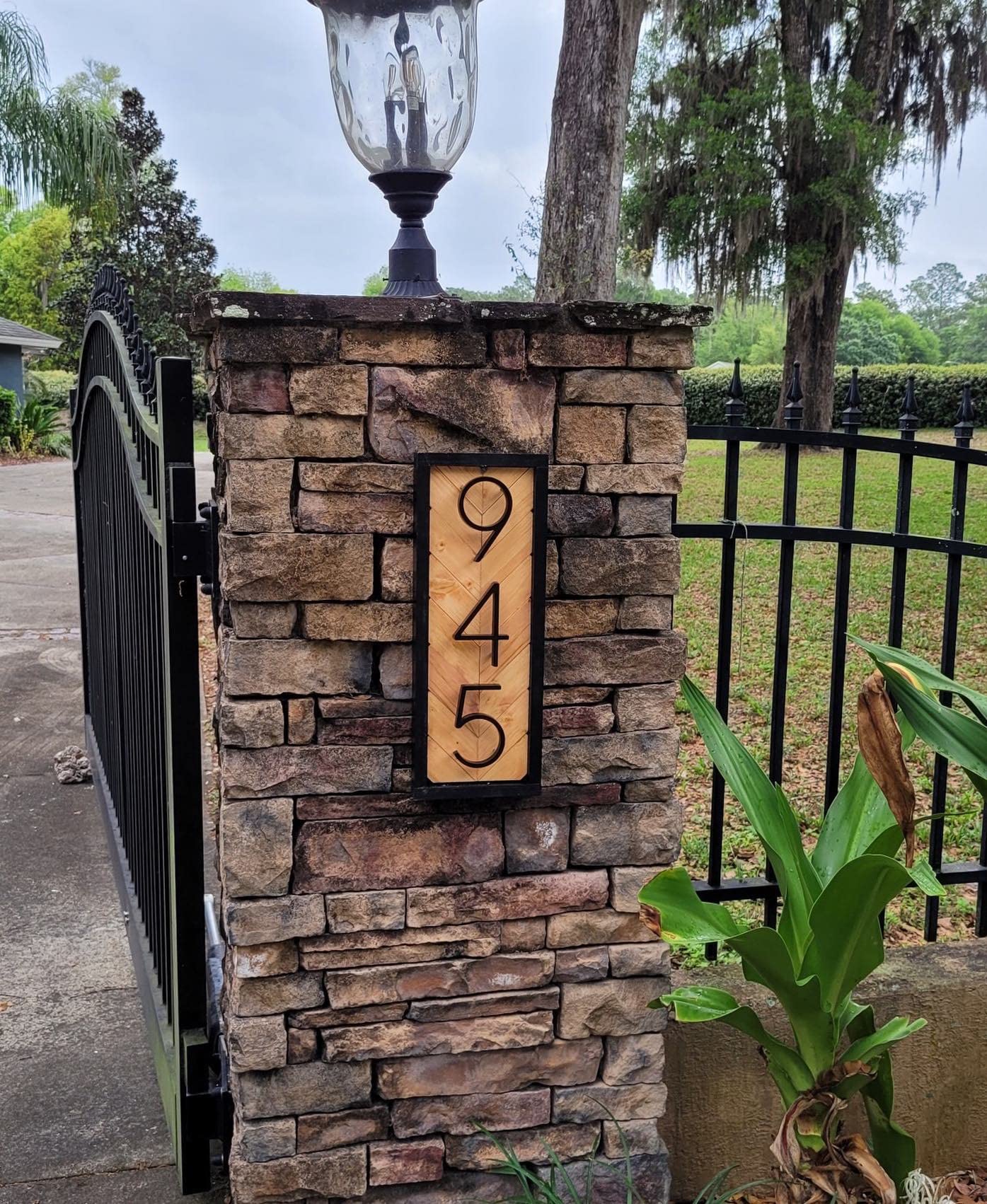 Hardware Set for Flaoting House Numebrs, House Numbers Screws for Outside, Screw Set for Modern and Sleek Floating Address Numbers, Mounting System Parts