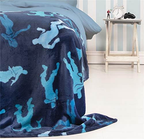 Character World Fortnite Shuffle Flannel Fleece Blanket