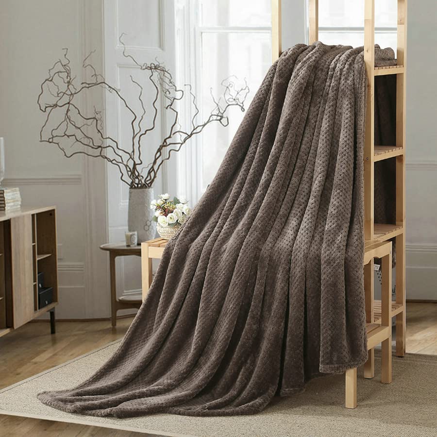 Soft Flannel Bedspread Sofa Throw Blanket Portable Car Travel Cover Warm Blanket Christmas New Year Gift (180CMX200CM, Coffee)