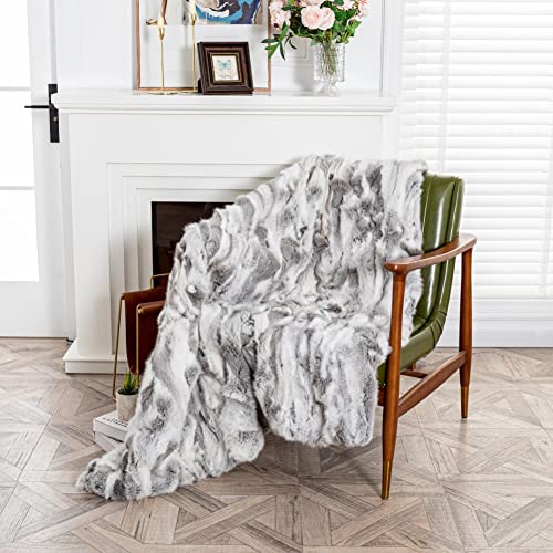 Natural Real Rabbit Fur Throw Blanket Pelt Luxury Fluffy Soft Cozy Plush,Thick Warm Blanket for Couch, Sofa and Bed,55.1 in x62.9in(Gray)