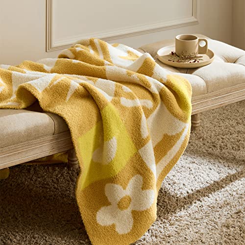 GunziStreet Blanket Throw Geometric Pattern Fuzzy Warm Fleece Microfiber for Couch Chairs Sofa Baby Home Decorative All Season (Checkered Pattern Yellow, 47ββx59ββ)