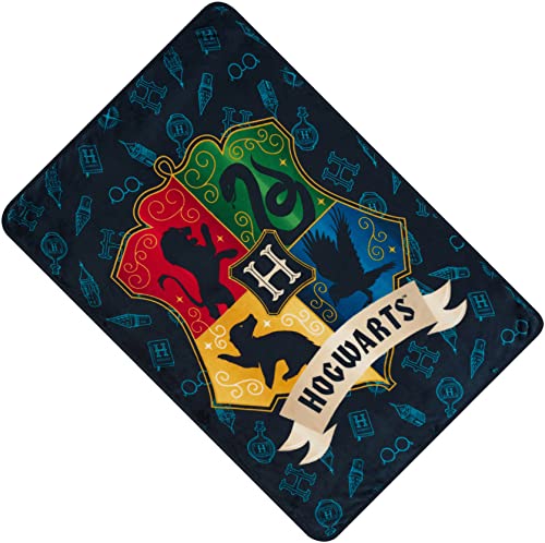 Harry Potter Fleece Throw Blanket - Harry Potter Hogwarts Plush Fleece Throw - Gryffindor Hufflepuff Ravenclaw Slytherin Wizardry Throw Blanket (Harry Potter)