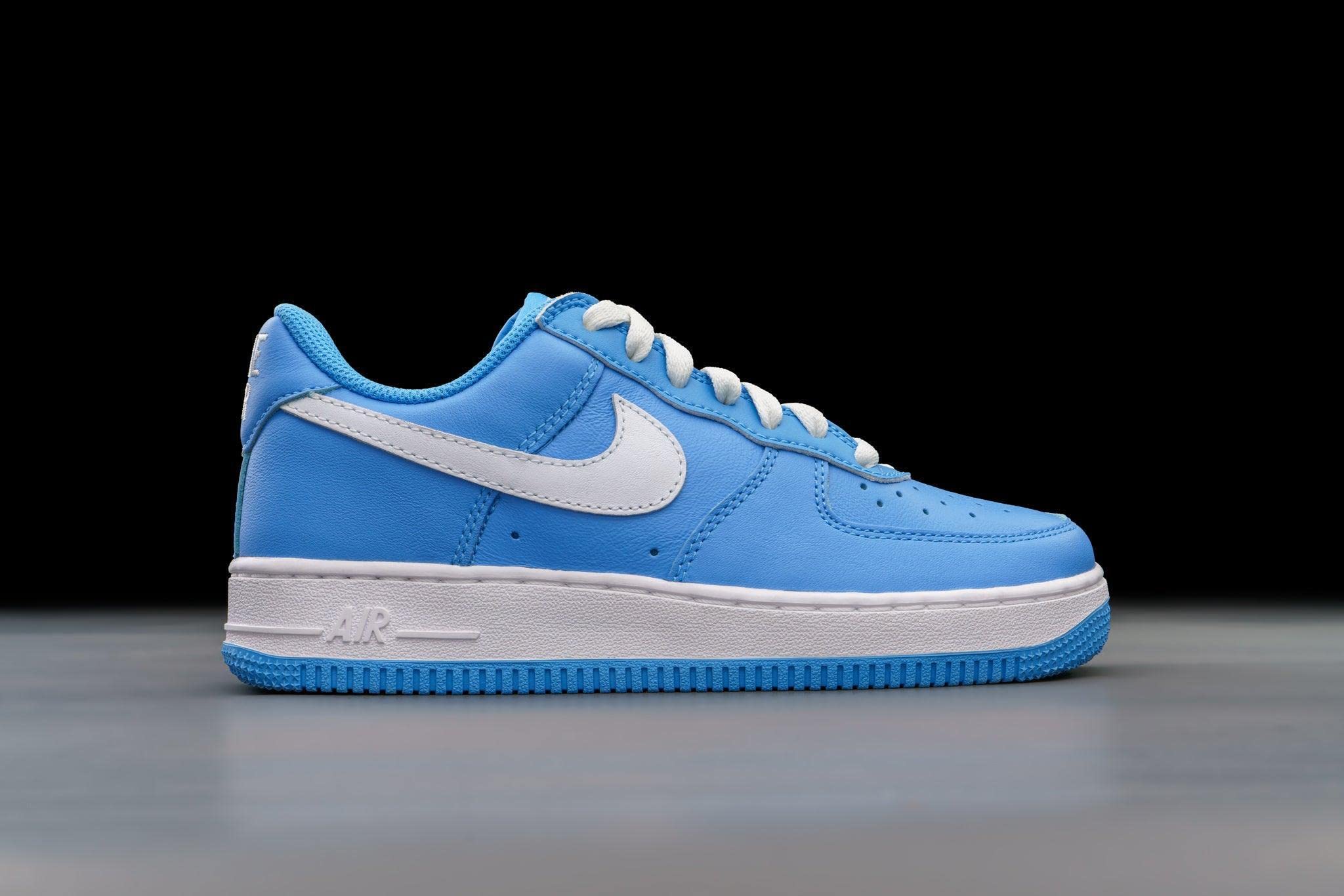 NIKE Men's Retro Basketball Shoes, University Blue White Metallic, 9.5 AU