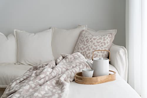 DLUXEV Luxurious Super Soft Throw Blanket, Fluffy Cozy Taupe Tan Blanket for Bed, Knitted Breathable Comfy Texture, Chic Wild Cheetah Print Throw for Sofa/Couch, Beige & Cream Leopard 50"x60"