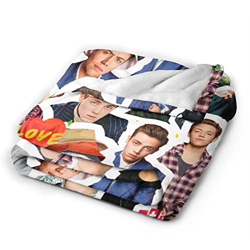 Blanket Ethan Cutkosky as Carl Gallagher Soft and Comfortable Warm Fleece Blanket for Sofa,Office Bed car Camp Couch Cozy Plush Throw Blankets Beach Blankets …