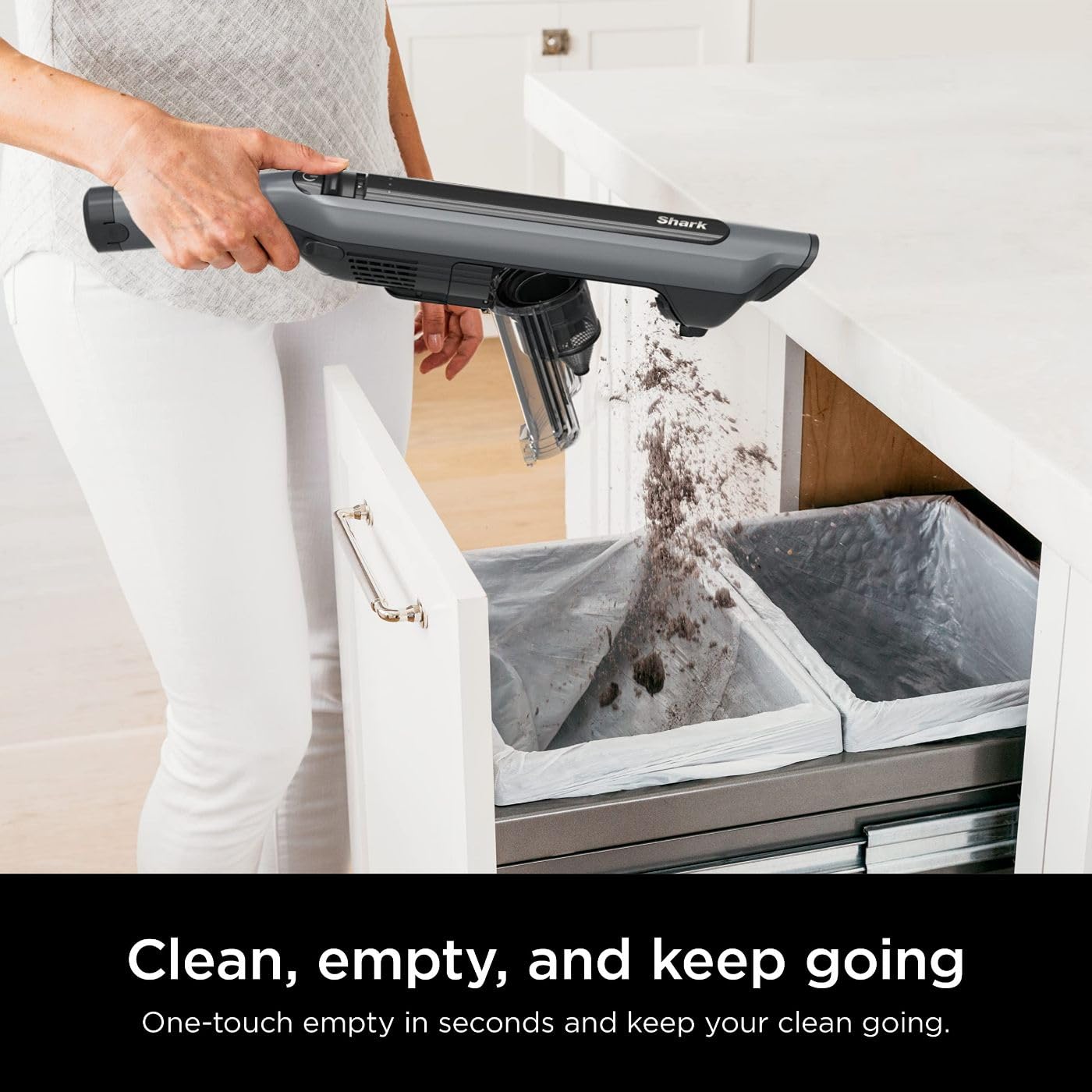 Shark WANDVAC System Pet Ultra-Lightweight Powerful Cordless Stick Vacuum with Charging Dock, WS642, Grey