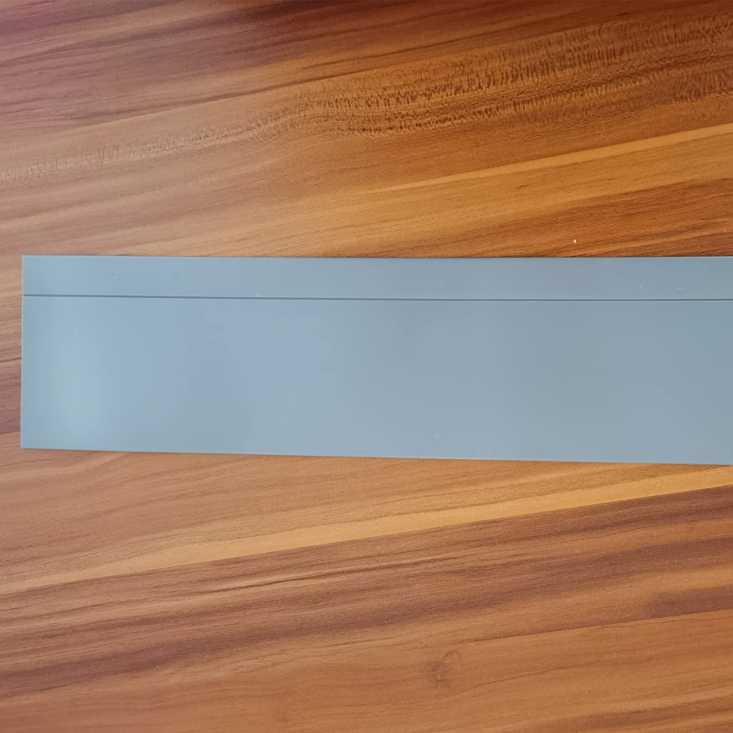 DAILISEN Vinyl Flexible Wall Base Baseboard Molding Trim,Floor Molding,19.68ft L × 3.94in W,Crease Design for Easy Installation. Cover The Crevices to Avoid Trapping Dust.Grey