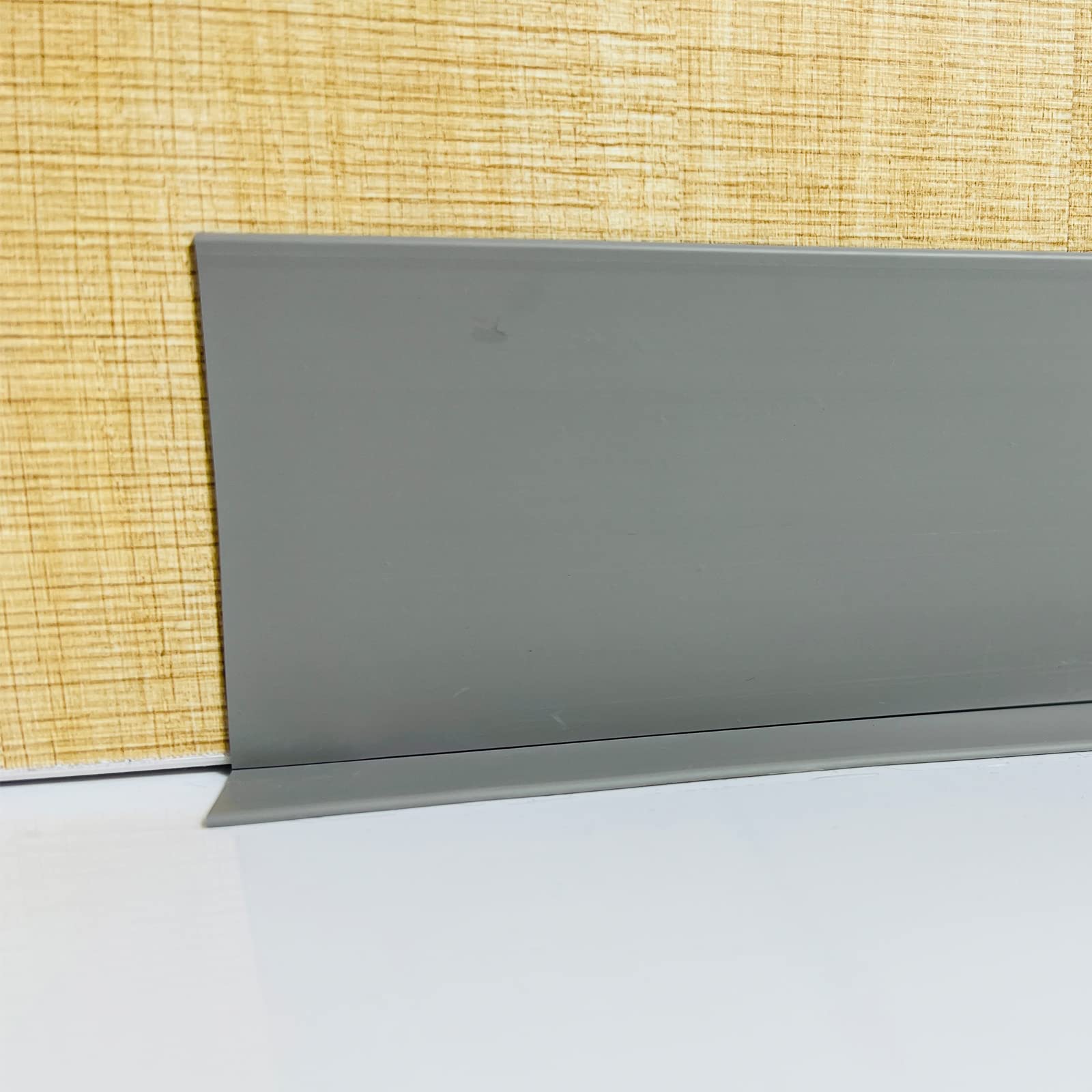 DAILISEN Vinyl Flexible Wall Base Baseboard Molding Trim,Floor Molding,19.68ft L × 3.94in W,Crease Design for Easy Installation. Cover The Crevices to Avoid Trapping Dust.Grey