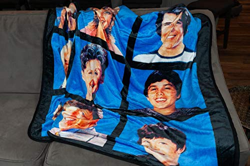 The Brady Bunch Throw Blanket | 45 x 60 Inch Soft Fleece Blanket