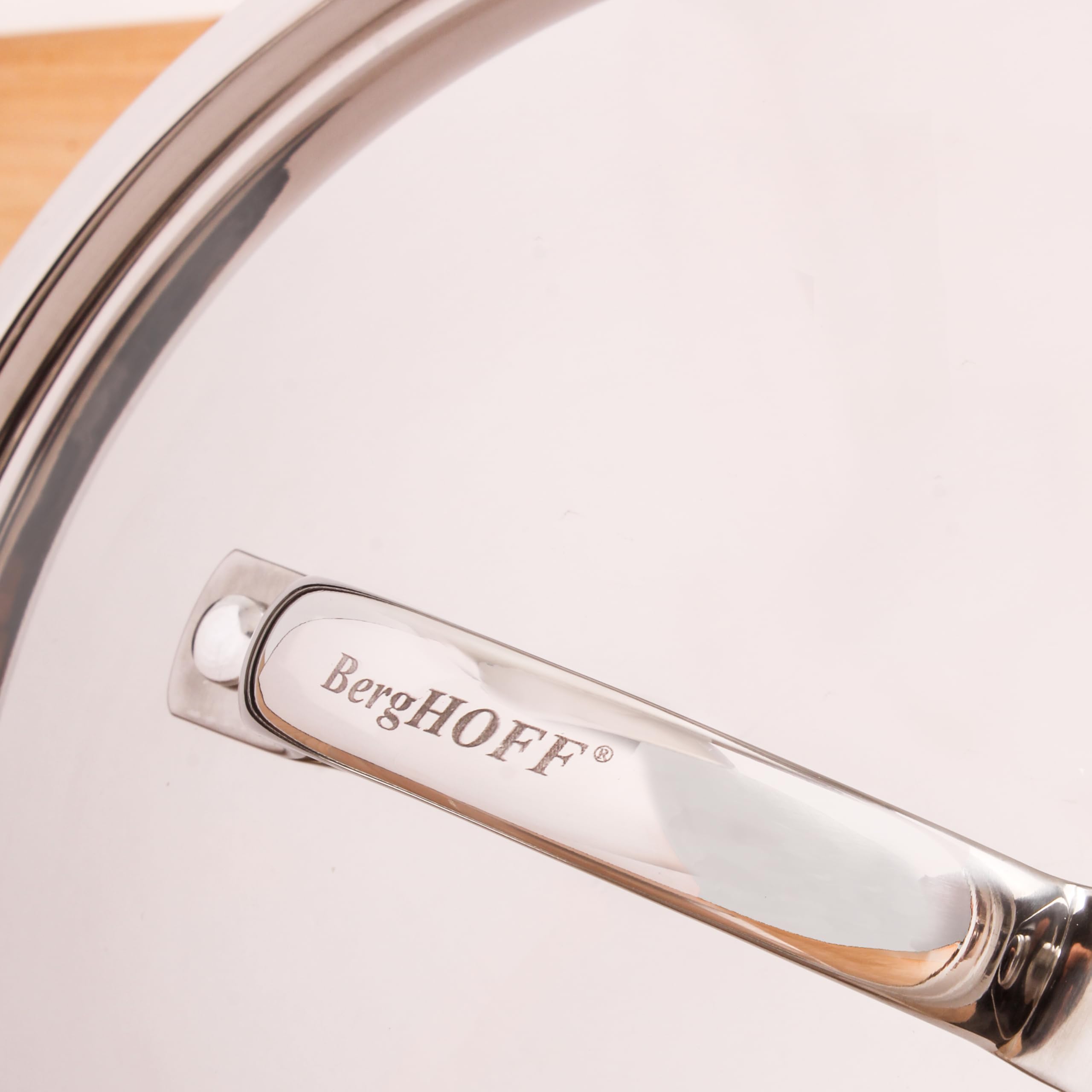 BergHOFF Vintage Tri-Ply 18/10 Stainless Steel Saucepan 5.5in 1qt. With Matching Lid, Hammered, Long and Ergonomic Shaped Handle, Induction Cooktop, Silver