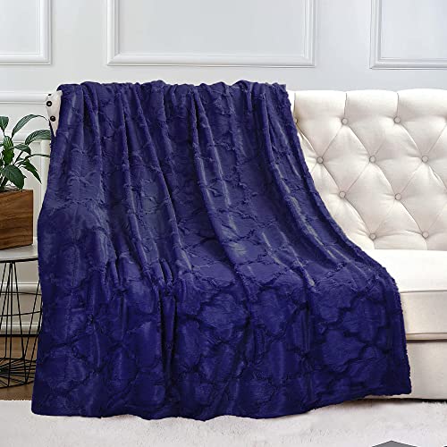 Home Soft Things Brushed Faux Fur Ashley Throw with Sherpa Backing, 60'' x 80'', Navy Blue Soft Fluffy Lightweight Luxury Throw for All Seasons Home DƩcor