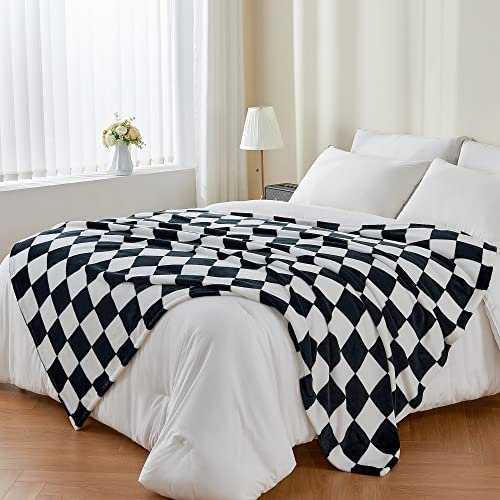 BEDELITE Checkered Throw Blanket for Couch and Bed, Luxurious Decorative Fleece Blanket with Checkerboard Grid Home Decor, Soft and Cozy Black and White Throw Blanket for Spring and Summer, 50"x60"