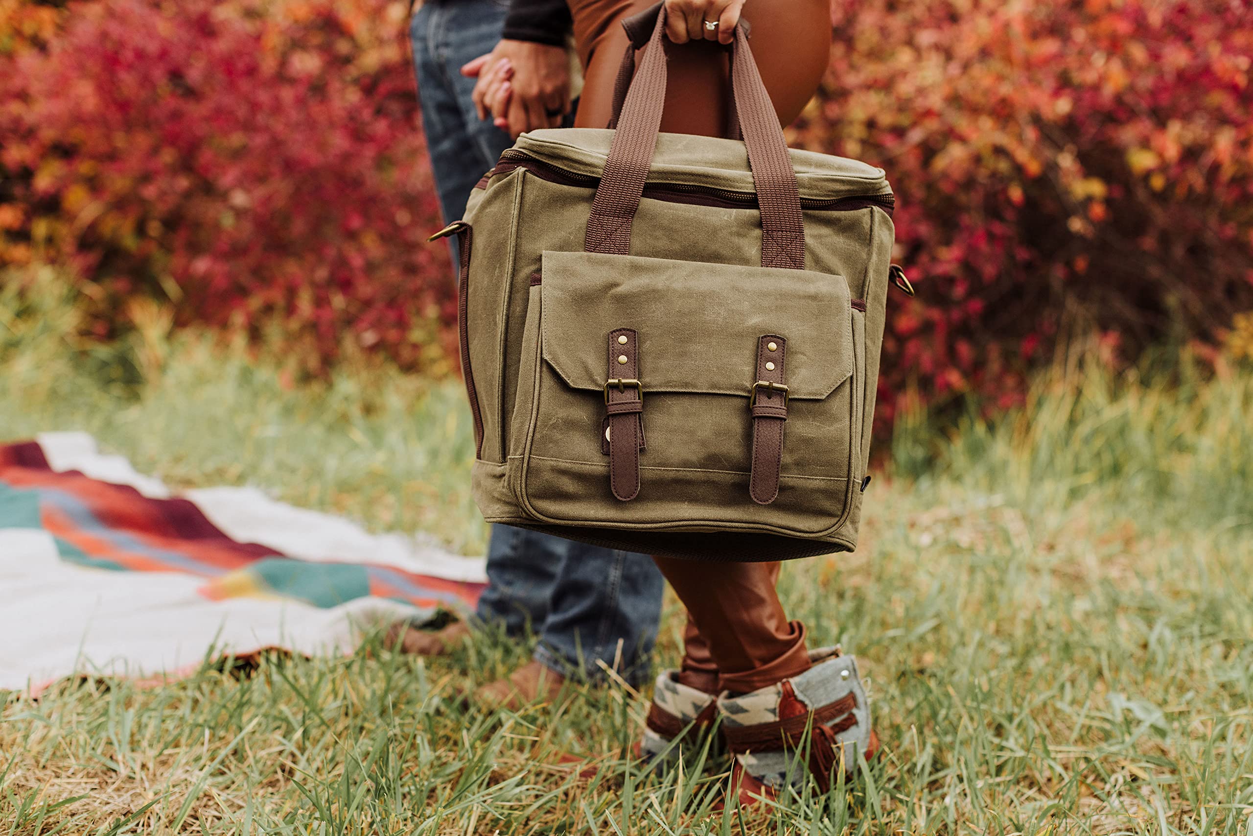 LEGACY - a Picnic Time Brand - Weekender Distressed Waxed Canvas 6 Bottle Insulated Wine Bag, Soft Cooler Wine Tote Bag, Wine Picnic Bag, (Khaki Green)