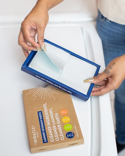Miracle Made Liquidless Laundry Detergent Sheets - 32 Sheets (64 Loads) - Plant Fresh Scent, Plastic-Free Biodegradable Travel Eco-Strips - Dye, Bleach & Paraben Free - Eco Friendly Travel Detergent