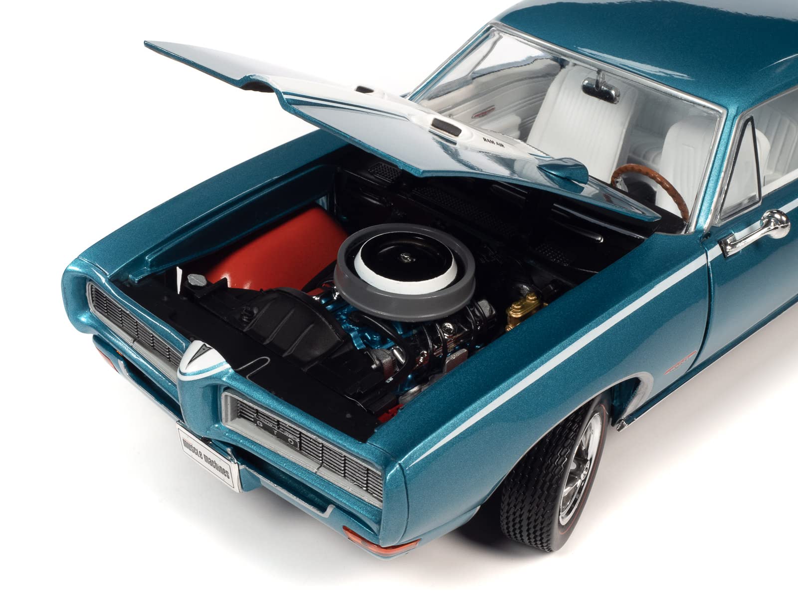 American Muscle 1968 Pontiac GTO Hardtop (Hemmings) 1:18 Scale Diecast