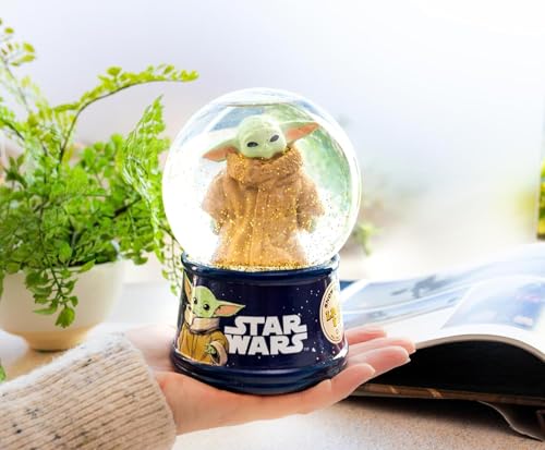 Silver Buffalo Star Wars The Mandalorian Child Light Up Snow Globe, 100mL