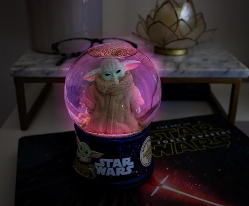 Silver Buffalo Star Wars The Mandalorian Child Light Up Snow Globe, 100mL
