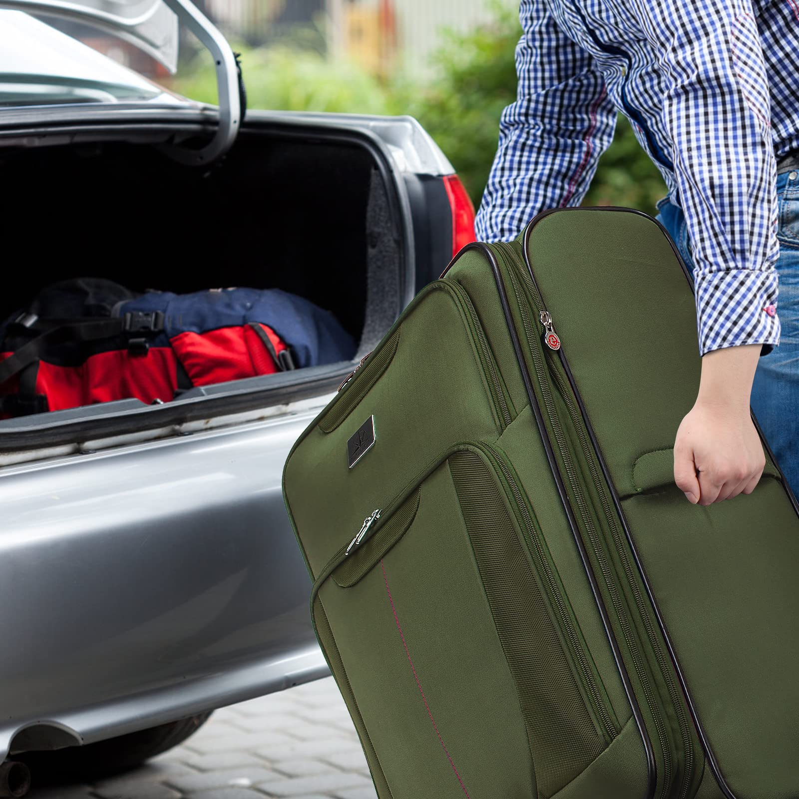 Verdi Softside Expandable Luggage with Spinner Wheels, color, 2-Piece Suitcase Set (20/24) olive