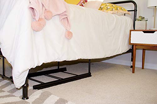 Blanket Ladder - Modern Rustic Decorative Metal Leaning Ladder Rack - 5 ft Tall Towel Drying and Display Rack, Quilt and Blanket Display Ladder