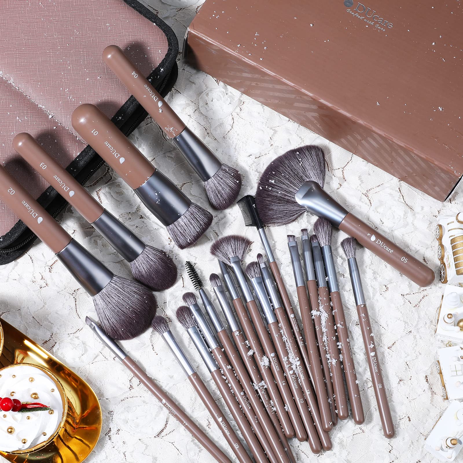 DUcare Makeup Brushes Professional with Bag 22Pcs Makeup Brush Set Premium Synthetic Kabuki Foundation Blending Brush Face Powder Blush Concealers Eye Shadows with Case