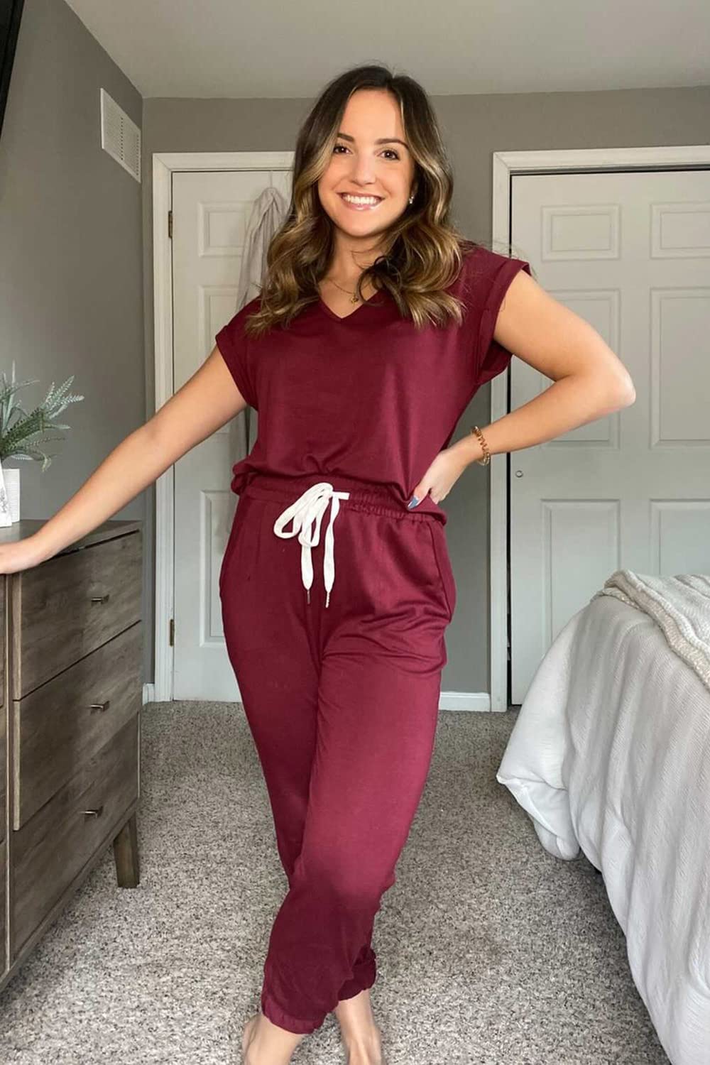 PRETTYGARDEN Women's Two Piece Tracksuit V Neck Short Sleeve Tops Long Pants With Drawstring Outfits Jogger Sets(Jujube Red,Small)