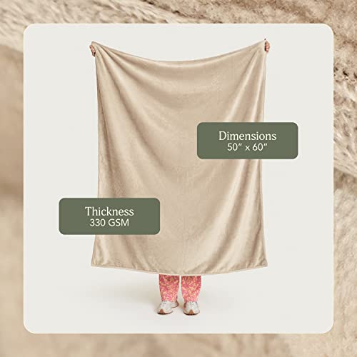 UnHide Lil Marsh Traveler - Travel Blanket - Faux Fur Blanket - Durable, Lightweight, Extra Soft Blanket - 300 GSM - Machine Washable - Perfect for Road Trips & Road Trips - Beige Bear (50β x 60β)