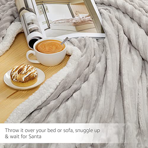 Sherpa Blanket Fleece Throw β 60x80, Pearl Grey β Soft, Plush, Fluffy, Warm, Cozy, Thick β Perfect for Bed, Sofa, Couch, Chair