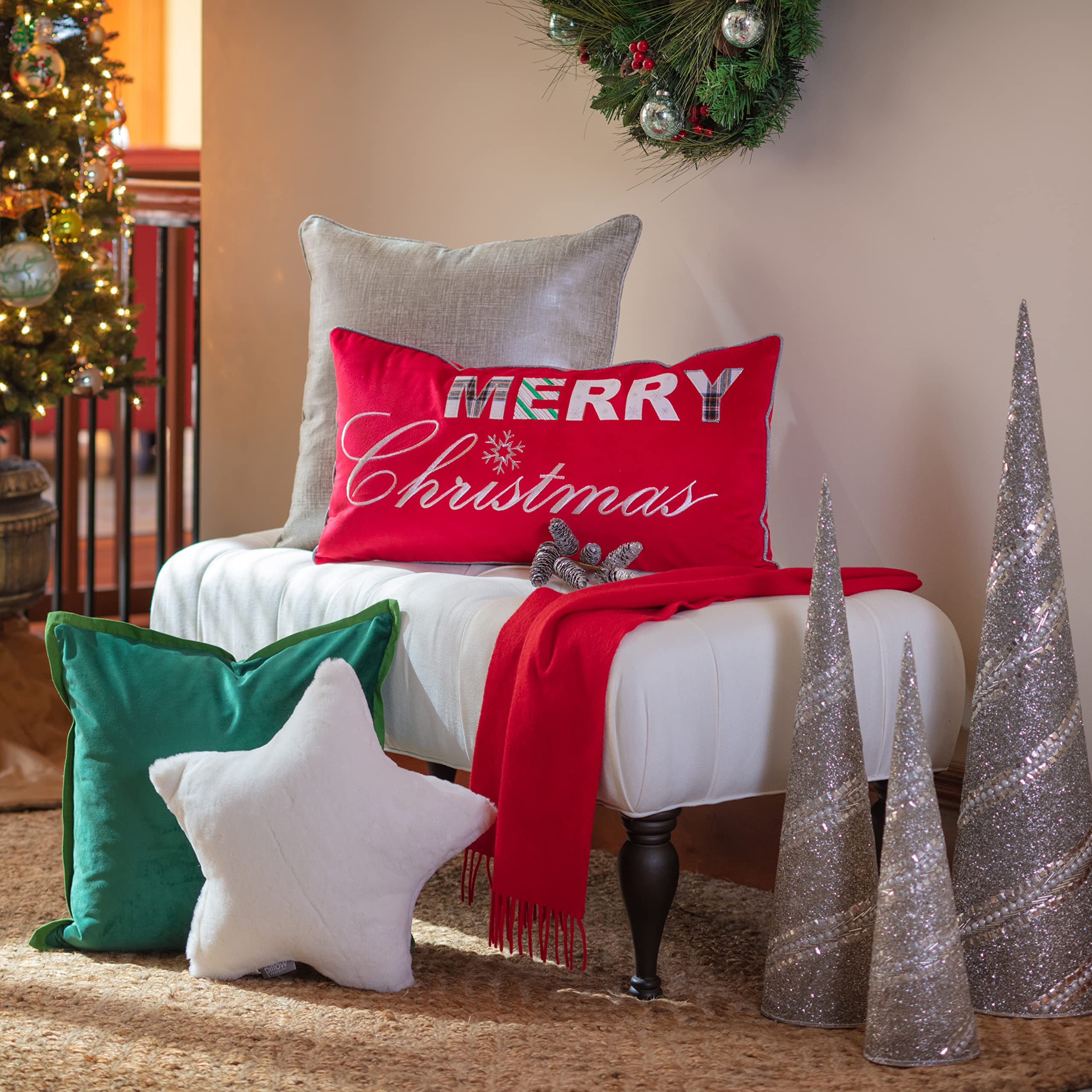 Pillow Perfect Indoor Fur Star Shape Throw Pillow, 1 Count (Pack of 1), Ivory