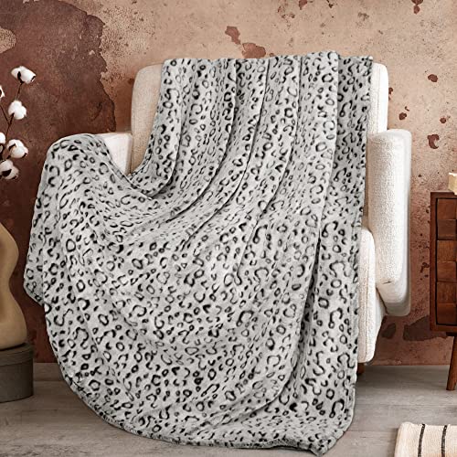 Cheetah Print Blanket Gifts for Women Flannel Fleece Leopard Print Throw Blanket Warm Soft Cozy Cheetah Blanket for Couch Bed Sofa Leopard Blankets & Throws for Mom Adult Leopard Decor 50"×60"