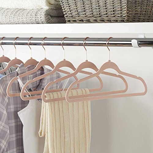 100 Pack Clothing Hangers for Coats, Pants & Dress Clothes, Non-Slip Velvet Heavy Duty Durable Coat and Clothes Hangers 360 Degree Swivel,Lightweight, Space Saving Laundry Hangers, Pink