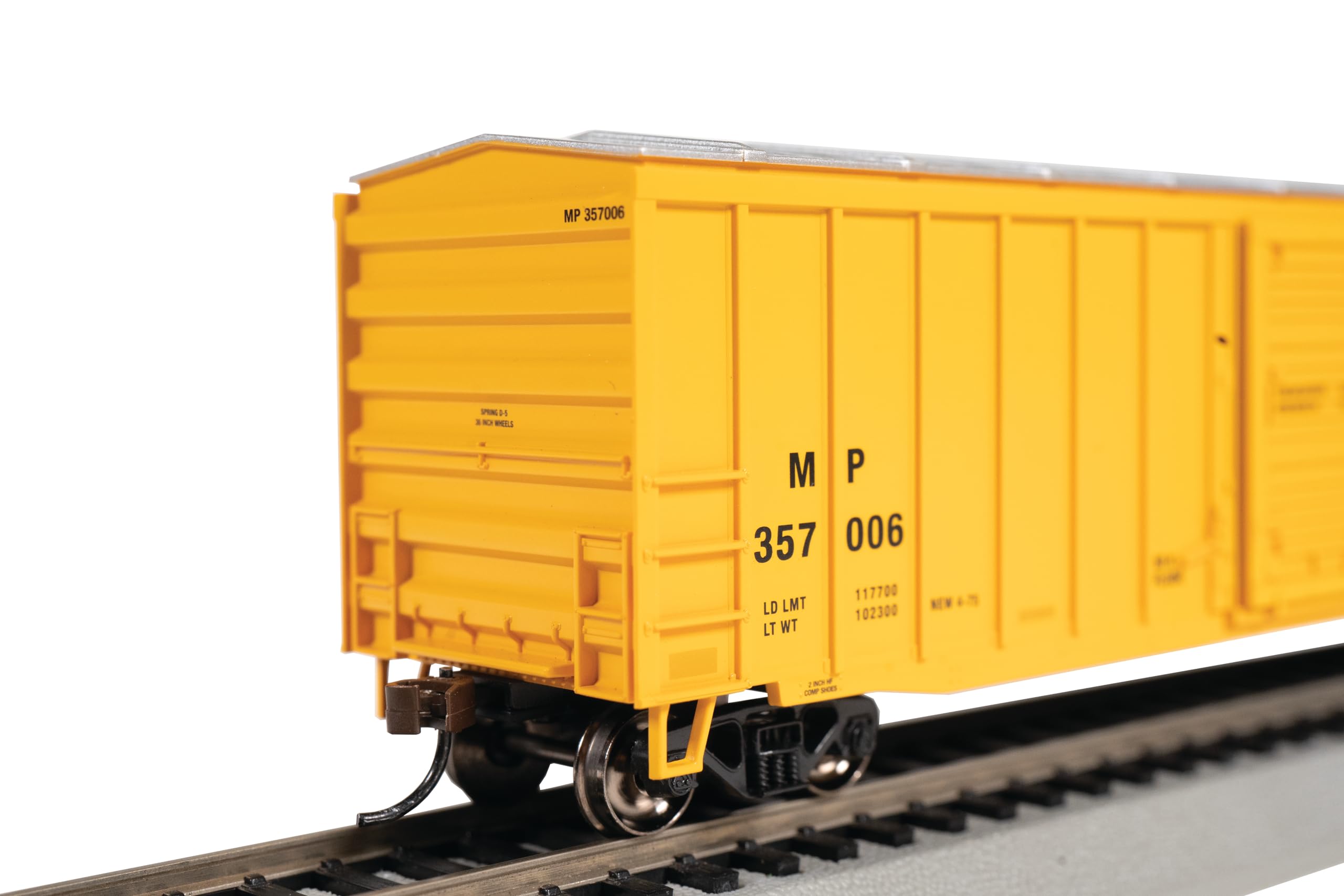 Bachmann Trains - 50'-6" Outside BRACED Sliding Door Box CAR - Union Pacific #357006 - HO Scale, Prototypical Colors
