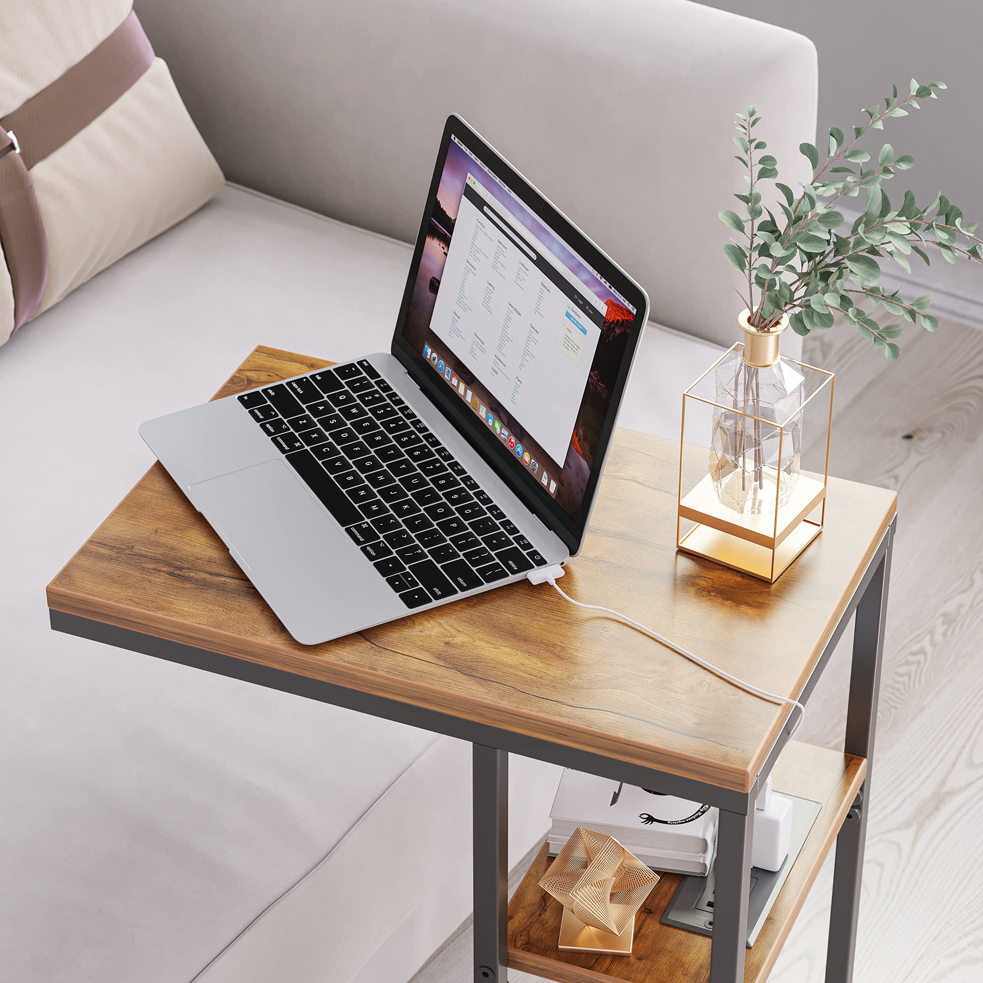 CubiCubi Side Table with Charging Station, C Shaped End Table with USB Ports and Outlets, Couch Table for Living Room, Bedroom, Couch, Sofa and Bed, Brown