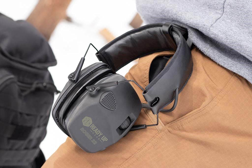 Ready Up Gear EarClip β Universal Belt Clip for Ear Muffs - Neodymium Magnetic Closure - Fits Belts up to 2 Inches - Black, Secure & Convenient Hearing Protection Holder