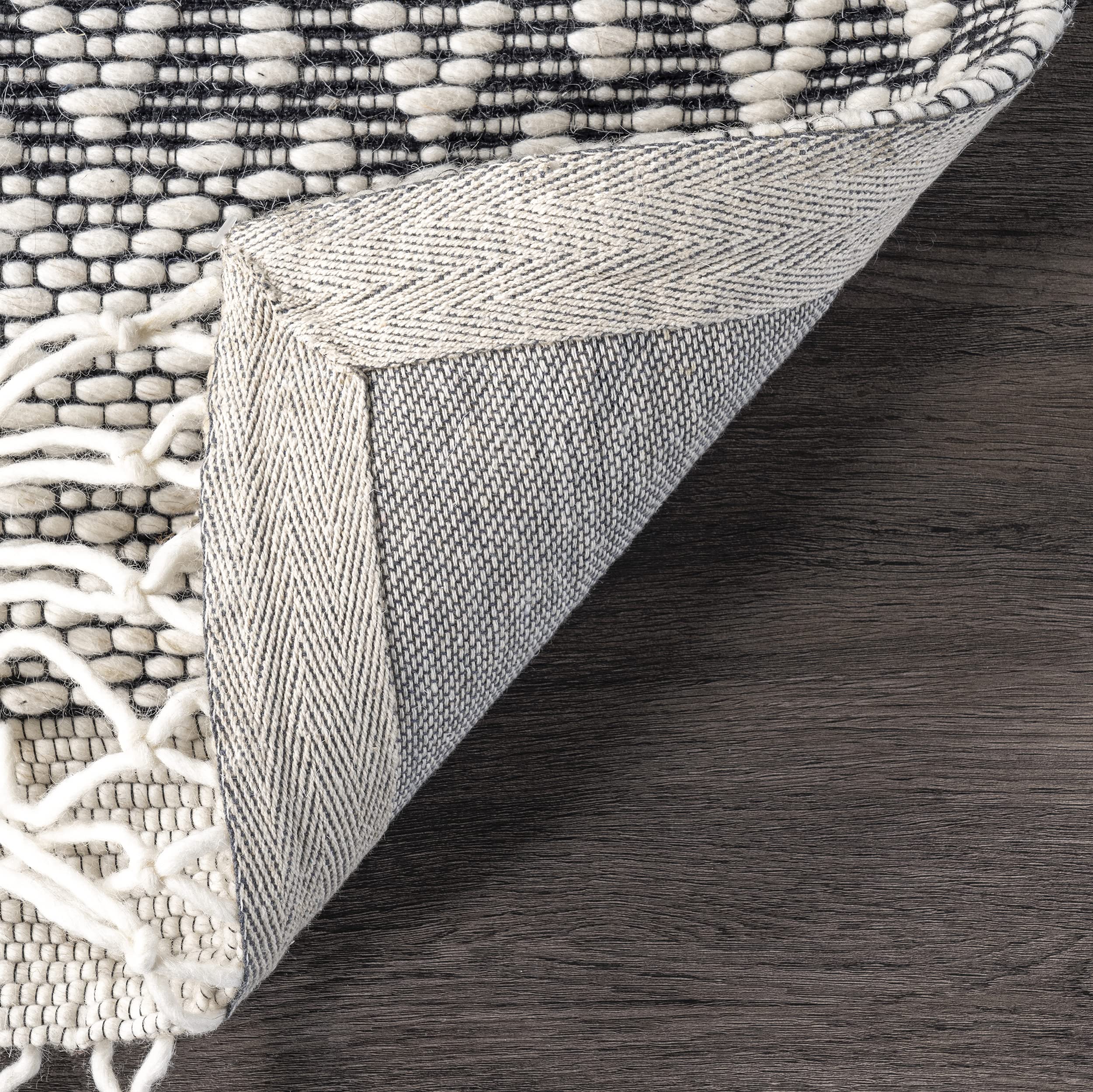 nuLOOM Esther Hand Loomed Textured Wool Tassel Area Rug, 8x10, Grey