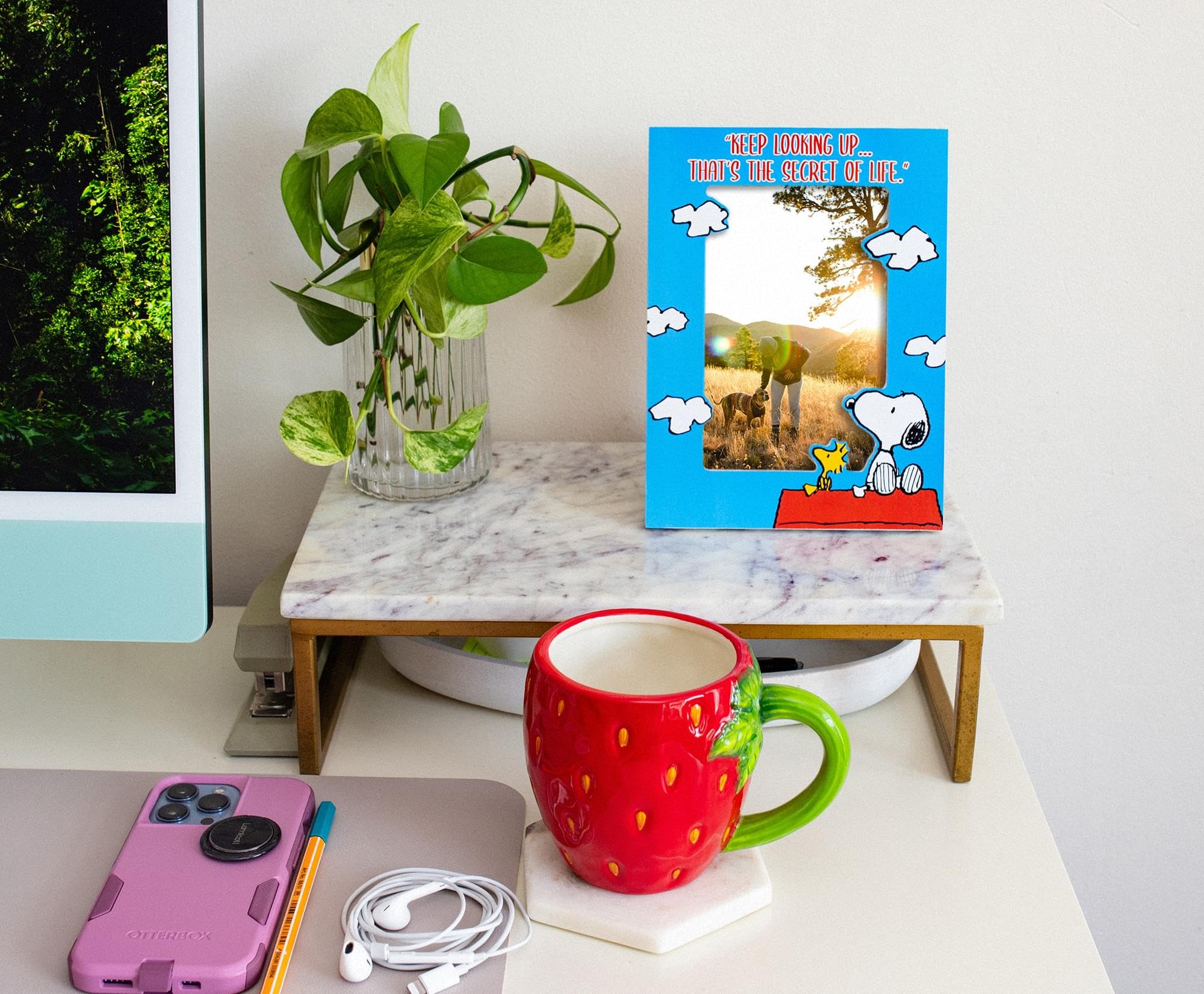 Silver Buffalo Peanuts Snoopy Woodstock Keep Looking Up Photo Picture Frame, Blue, 4 x 6 Inches