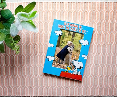 Silver Buffalo Peanuts Snoopy Woodstock Keep Looking Up Photo Picture Frame, Blue, 4 x 6 Inches