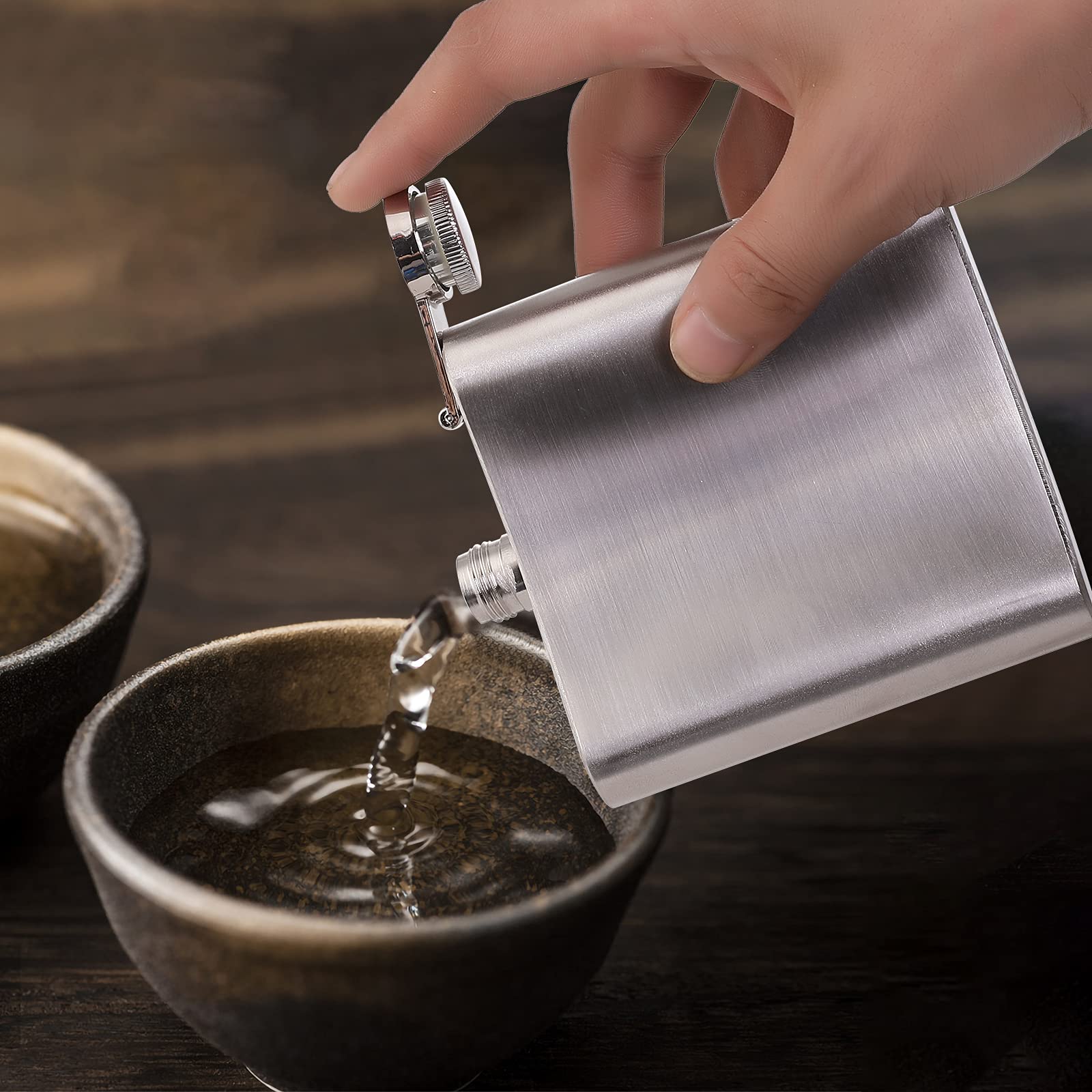 10 pcs Hip Flask for Liquor silvery 6oz Stainless Steel Leakproof with 10 pcs Funnel for Gift, Camping, Wedding Party, Groomsmen gifts