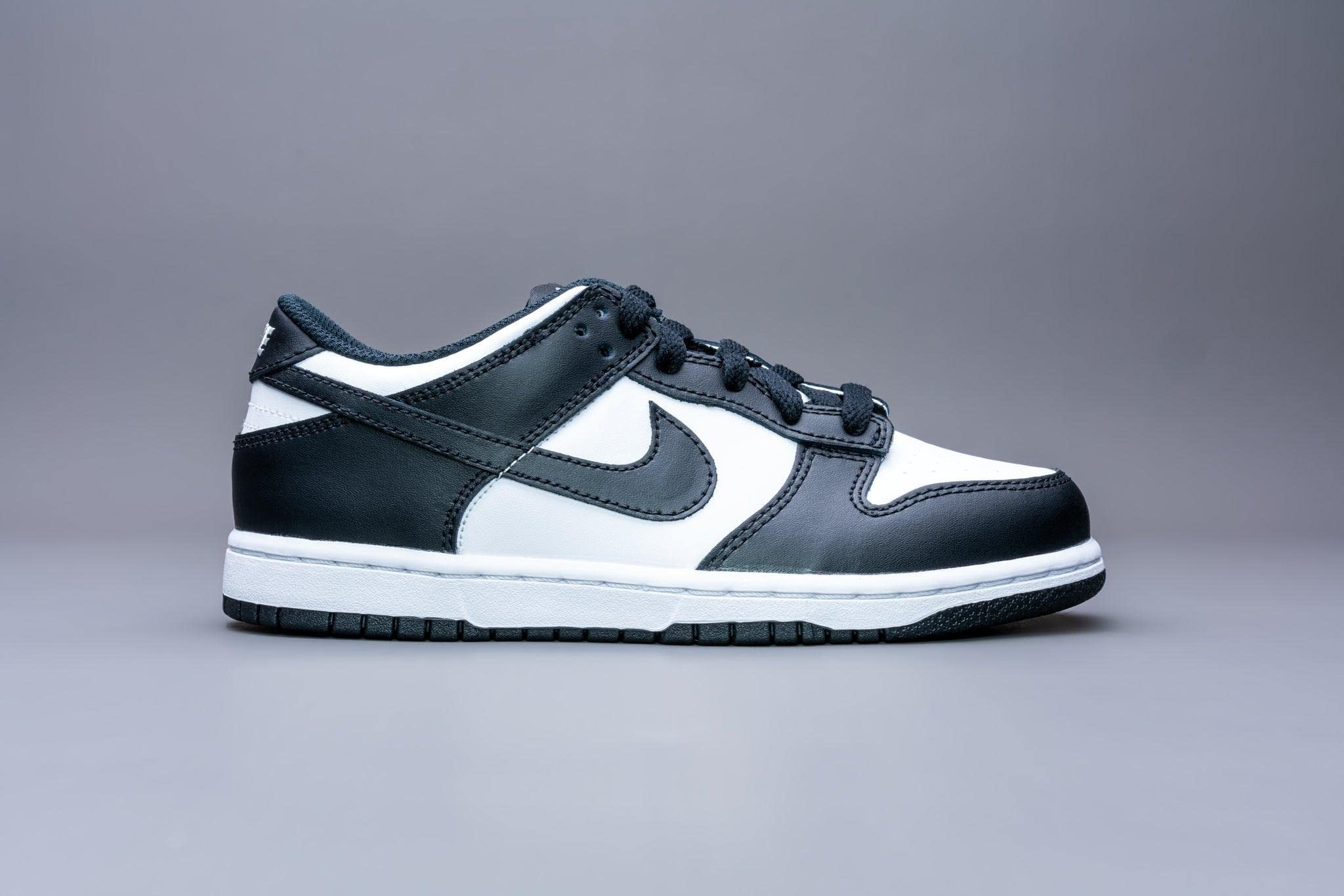 Nike Men's Downshifter 12 Trainers, White/Black/White, 1 Little Kid, White Black White, 1 UK Child