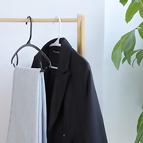 GoodtoU Clothes Hangers 40 Pack Plastic Heavy Duty Clothing Hangers for Everyday Standard Use