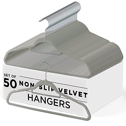 Velvet Hangers - Premium Clothes Hanger Set with Velvet Cover - Hangers Non Slip with Additional Accessory Holder ā Clothing Hangers with Strap Holders ā Elegant Design with Swivel Hook ā 50pcs