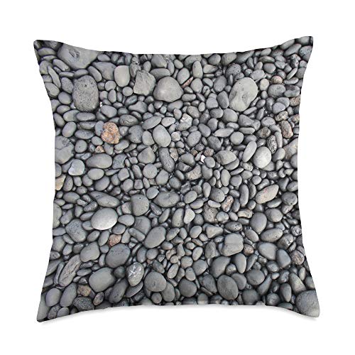Out N' Away Wai'anapanapa Black Sand Beach, Maui Hawaii Novelty Design Throw Pillow, 18x18, Multicolor