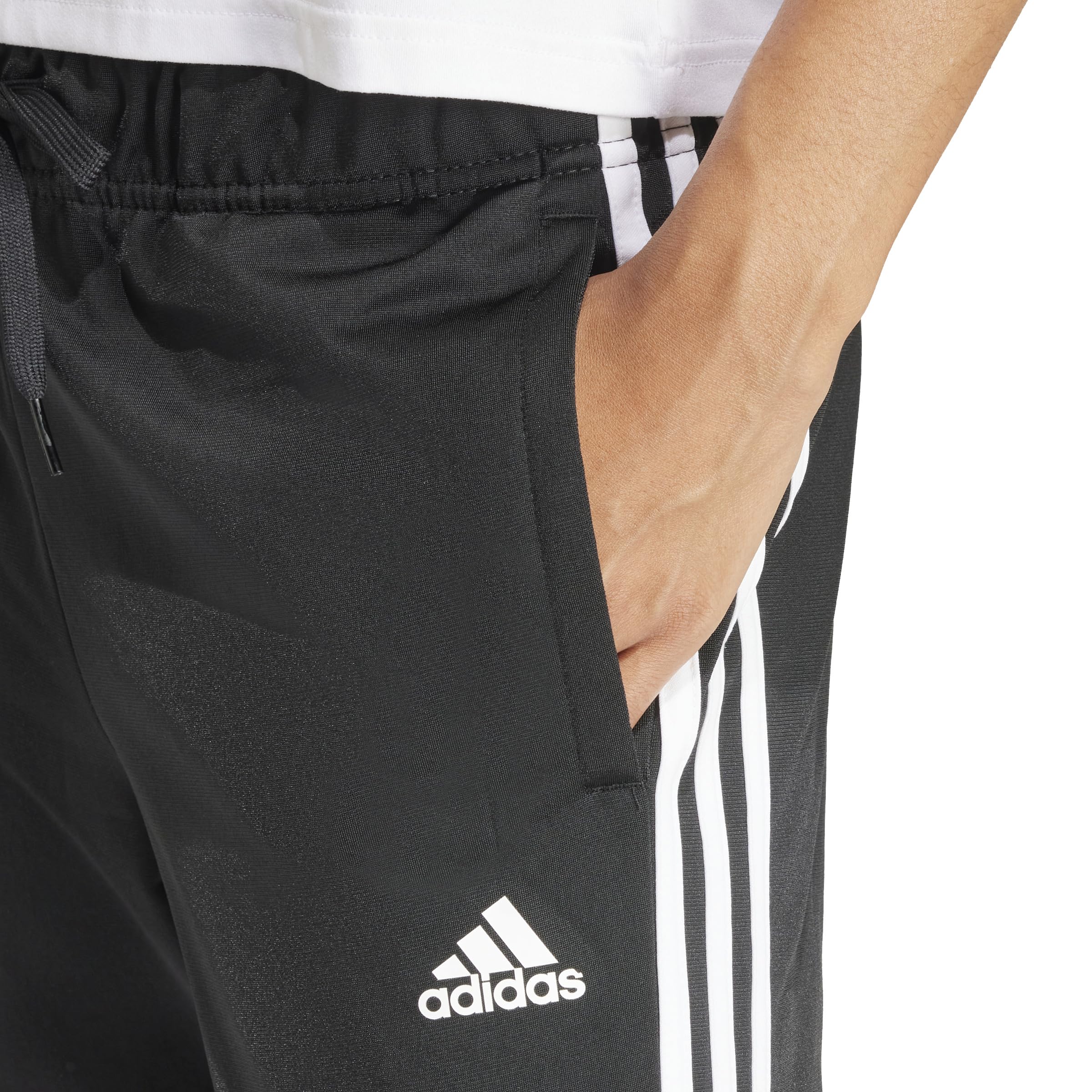 adidas Women's Essentials Fleece Tapered Cuff Pants, Black, Medium