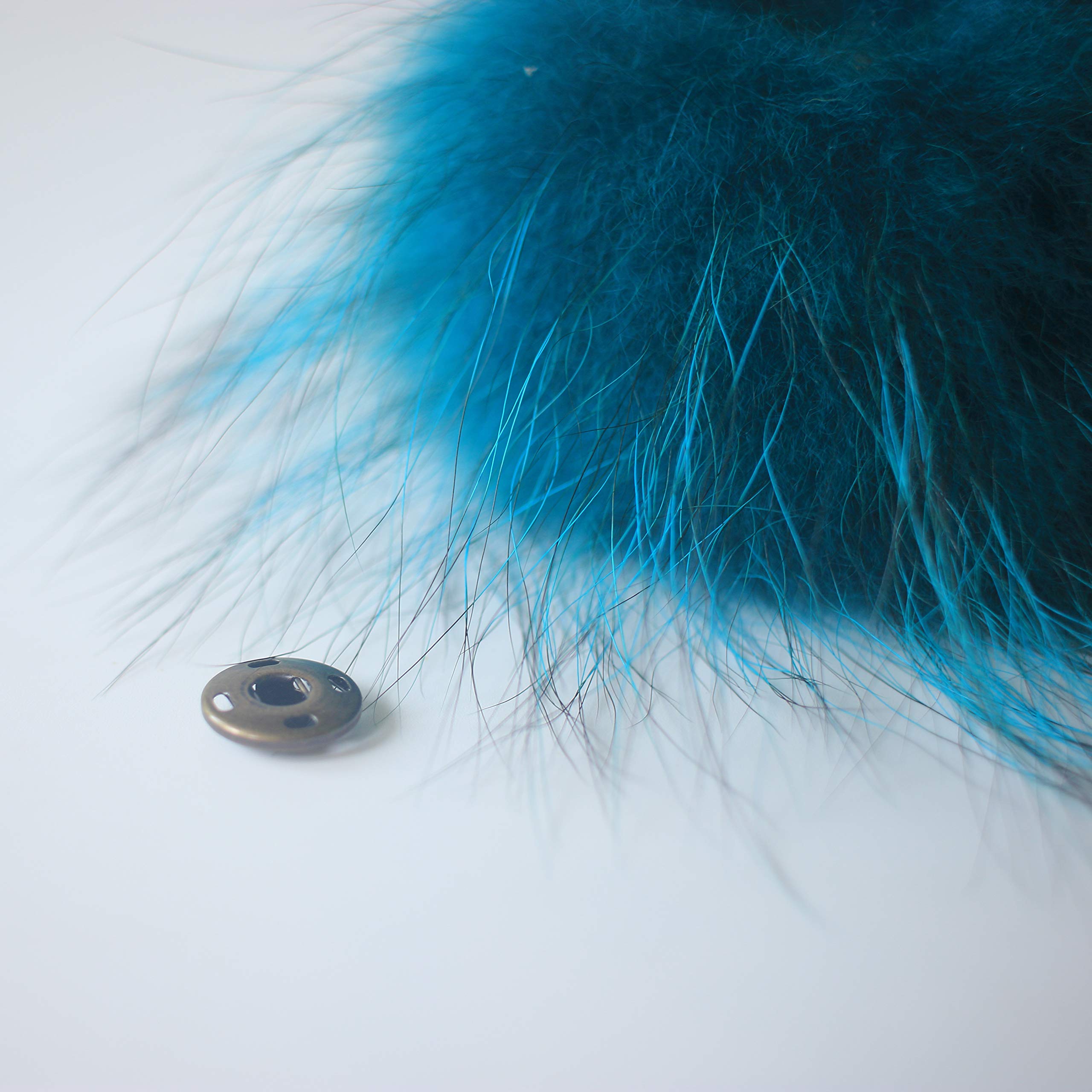 Chunxiao DIY Raccoon Fur Pom Pom Ball with Press Snap Button for Knitted Hat Beanie Hats, Detachable