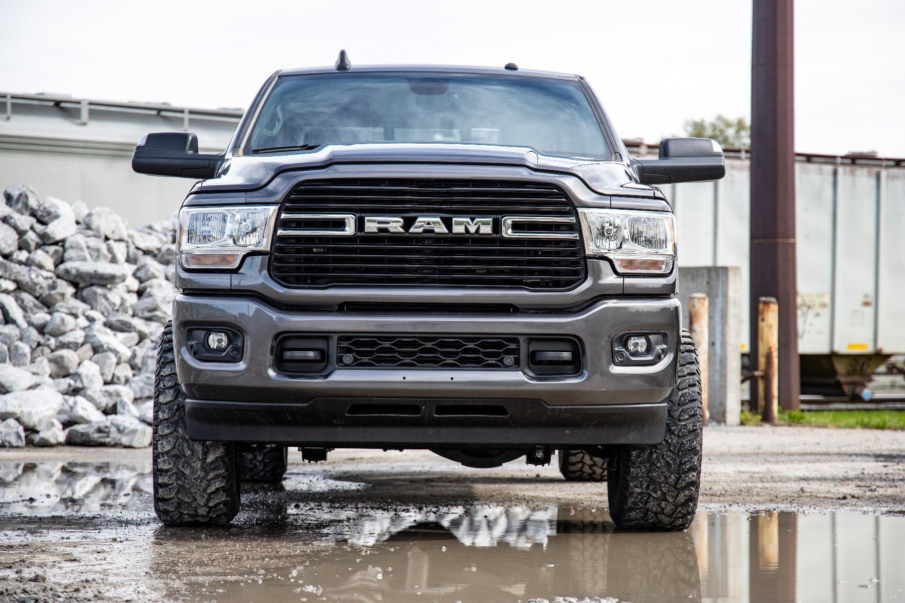 Rough Country 2.5" Leveling Kit for 14-24 Ram 2500 | 13-24 Ram 3500 4WD - 37730A