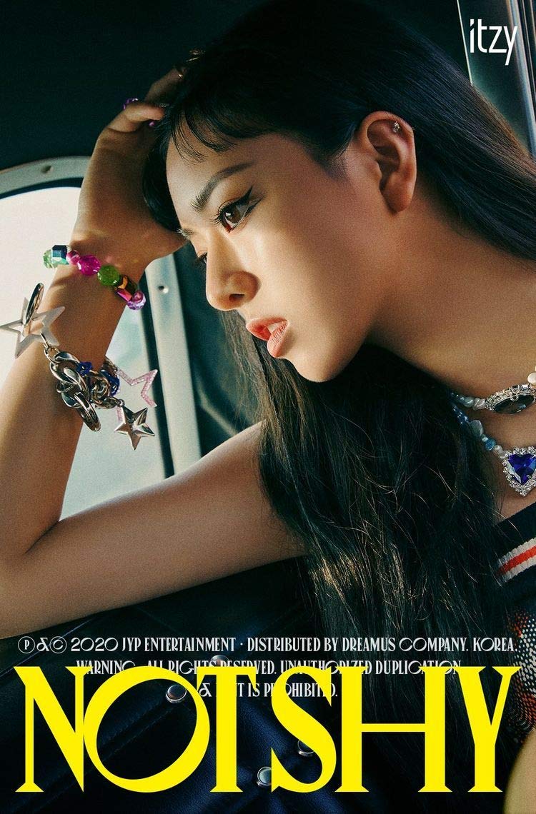 ITZY 'Not Shy' 3rd Mini Album C Version CD+72p PhotoBook+2p PhotoCard+LyricBook+Tracking Sealed