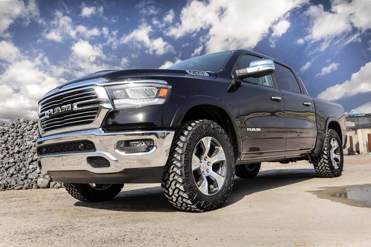 Rough Country 2" Leveling Kit for 2019-2024 Ram 1500 4WD | Air Ride - 31012