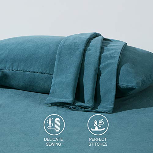 HAPPYMOON Pillowcases with Zipper Queen Size - Zippered Microfiber Pillow Cases for Hair and Skin 2 Pack, Soft Breathable Brushed Pillow Covers Set of 2, 20 X 30 Inches, Teal