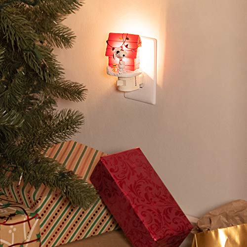 Peanuts 4.25 Inch Tall Snoopy Joe Cool Night Light Christmas Doghouse
