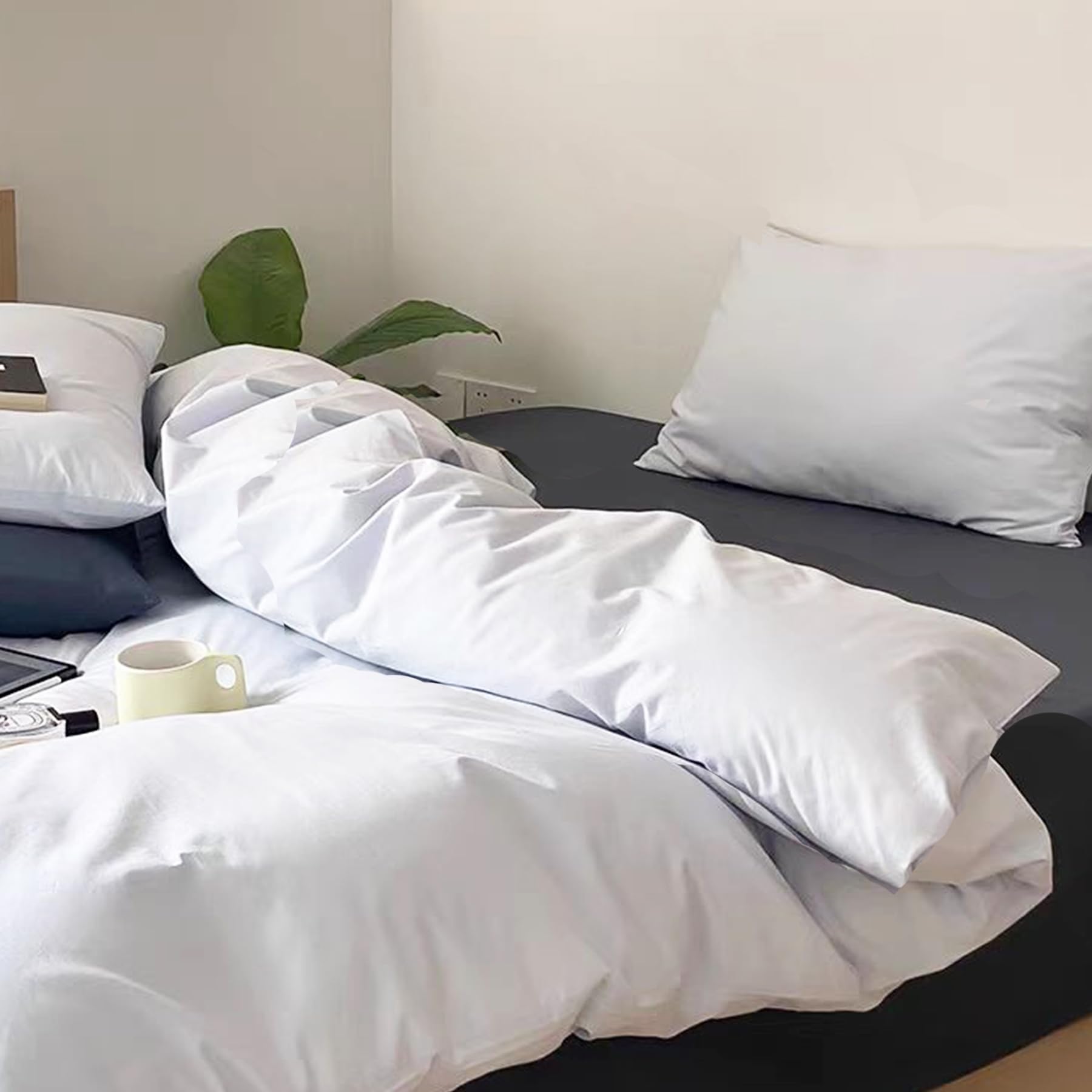 LEISUREWEEK Premium Queen Size Pillowcases 12 Pack, White Standard, Soft Brushed 1800 Thread Count Microfiber, Allergies Free, Wrinkle Resistant, Tailoring Iron, 1 Dozen Bulk Pillowcases Set