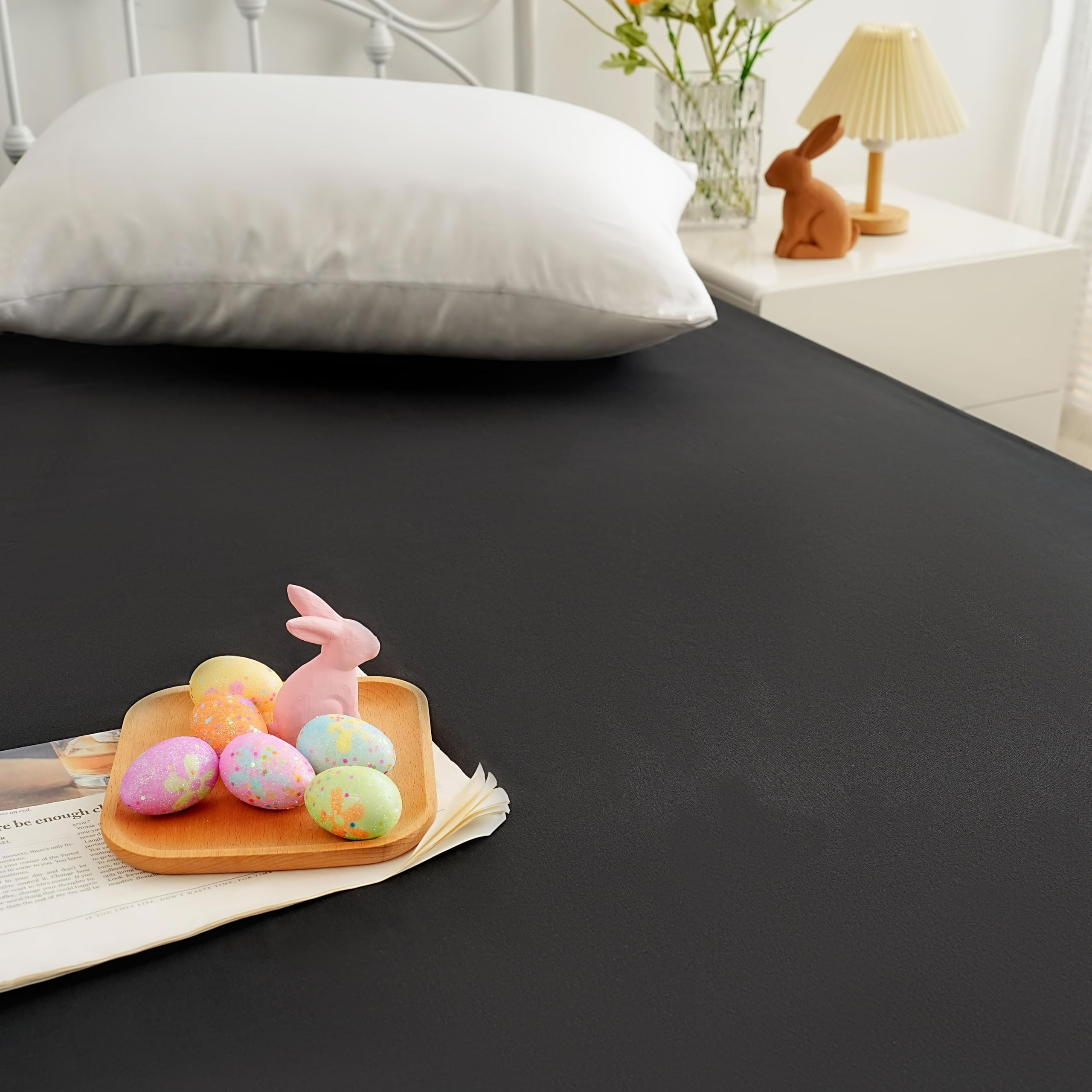 AYASW Fitted Sheet Only Full Size Deep Pocket 16 Inches Soft and Cozy Bed Bottom Sheet 1 Piece 1800 Double Brushed Microfiber Wrinkle Fade Resistant Easy Care Stable Black Holiday Decor